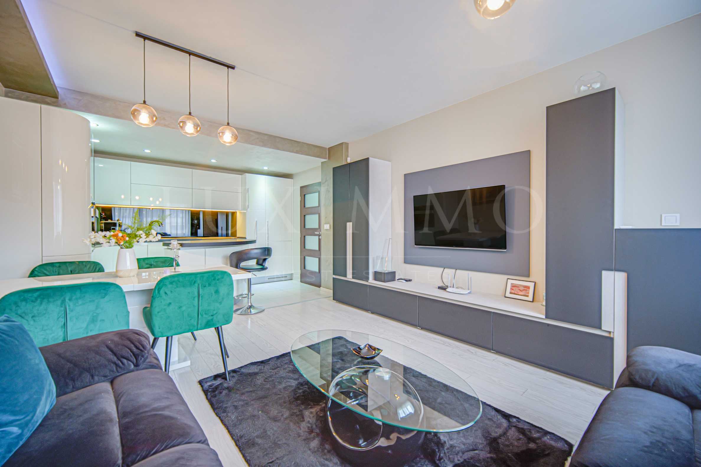 Обзаведен тристаен апартамент под наем в нова сграда до Mall Sofia и парк — LUXIMMO